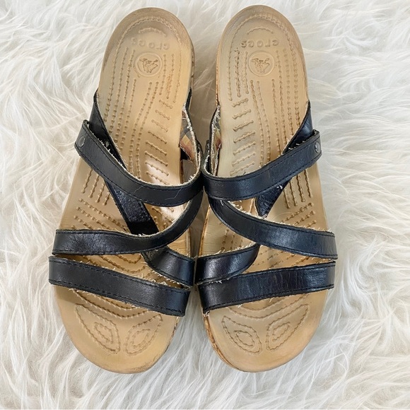 CROCS | Shoes | Crocs Womens Size 7 Aleigh Strappy Cork Wedge Sandals ...